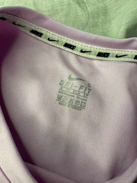 Спортивные топы