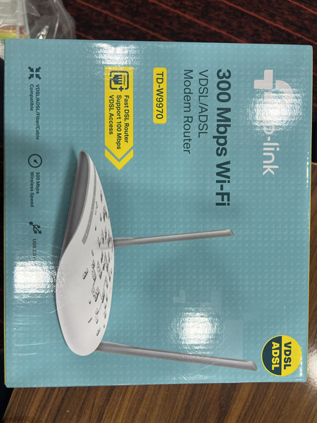 USB portli TP-Link TD-W9970 N300 Wi-Fi router VDSL/ADSL /DSL uskunasi