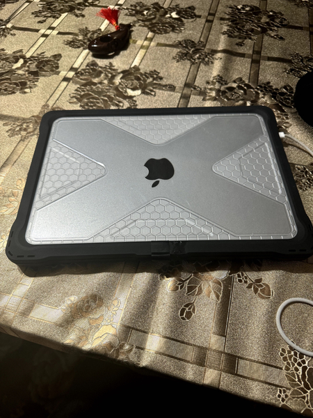 MacBook Pro m1 14 inch 1 TB