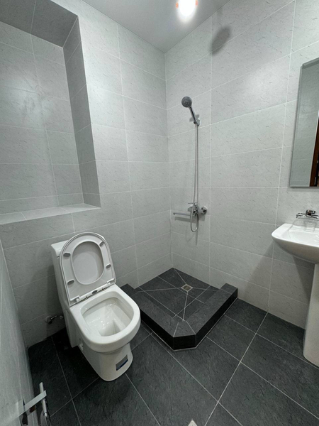Продается Евро офис метро Космоновтов 82м2