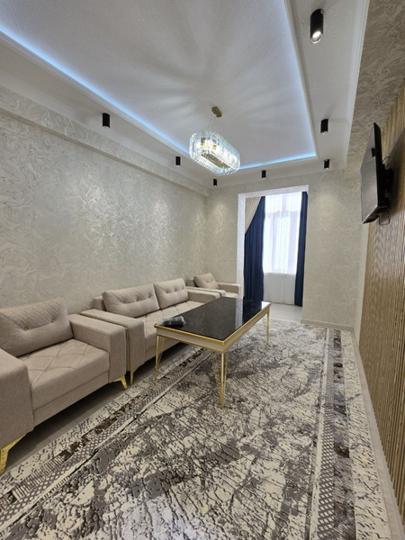 Продается 3 ком. Квартира еа 2 этаже площадью 70 кв.м. В Геофизике