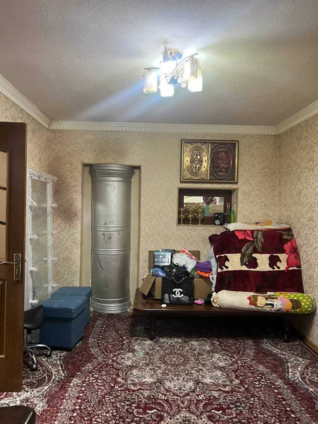 Срочно продаётся дом в общем дворе, 4хком