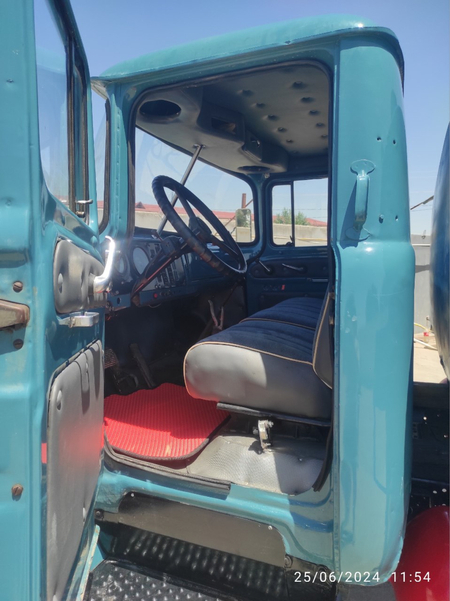 Zil 130 vadavoz edial
