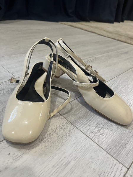 Zara  37 оазмер