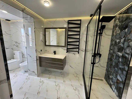 Продается Евро дом Центр Луначарского  250м2