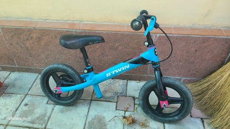 Беговел decathlon btwin runride 520