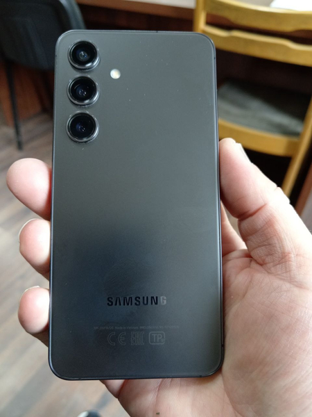 Samsung s 24 8/256