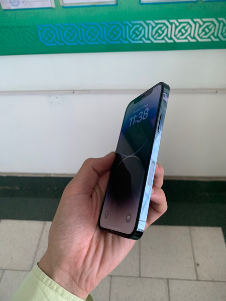 Iphone 12 pro srochna sotiladi!!!