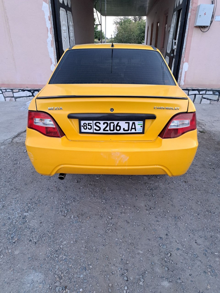 Нексия сотилади срочно