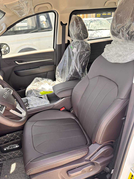 BAW M7 MPV Luxury