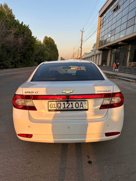 Продается Chevrolet Epica 2011 года (167.000 пробег)