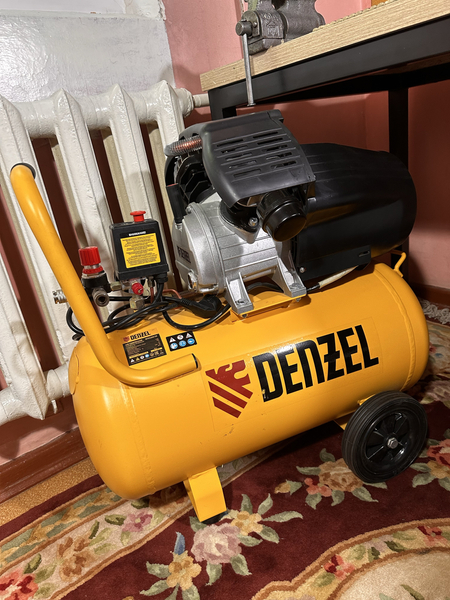 Компрессор воздушный Denzel DCV2200/50