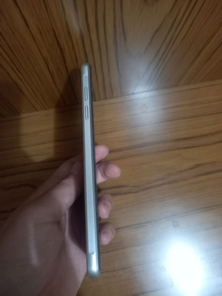 Samsung a5 2016 sotiladi. Toshkent shahar mirobod tumani 1-mavze 9-dom