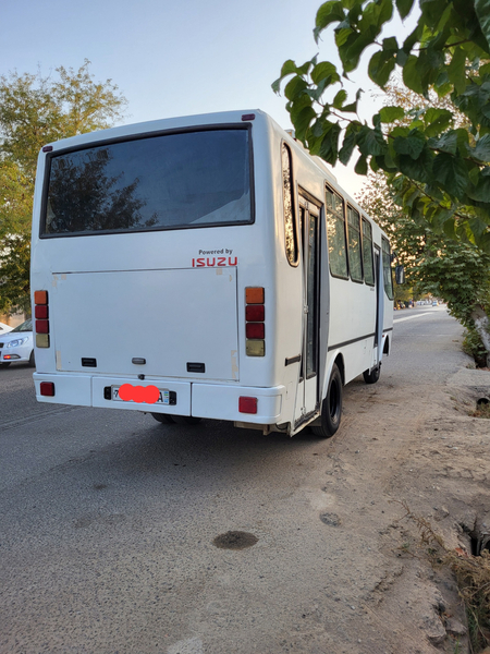 Isuzu aftobus sotiladi