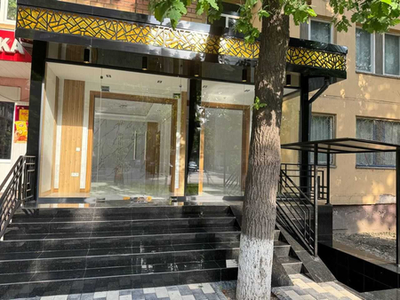 Срочно продается Офисное помещение 50 м² Яшнабад (J2950)