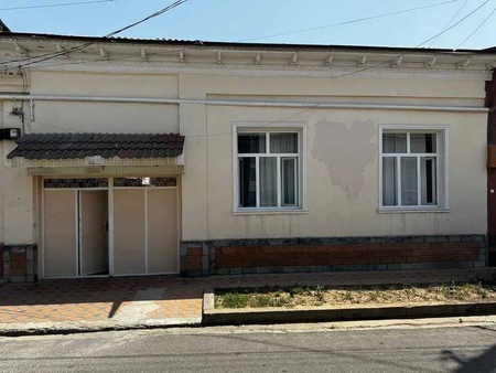 Срочно продается дом в махале Журжоний