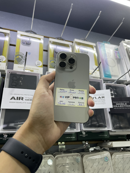 Iphone 15 pro 256 Gb 92% natural titan