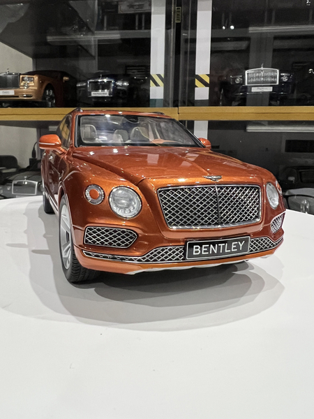 1:18 Model. Bentley Bentayga