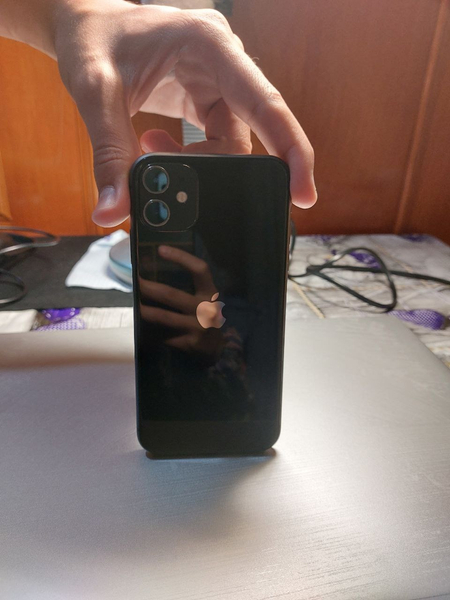 Продается Iphone 11