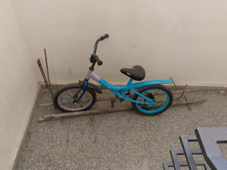 Velosiped sotiladi.