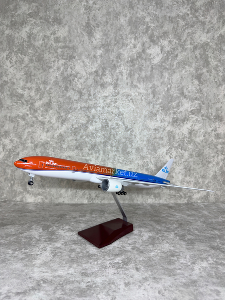 Самолет BOEING 777-300 KLM шикарный подарок с подсветкой