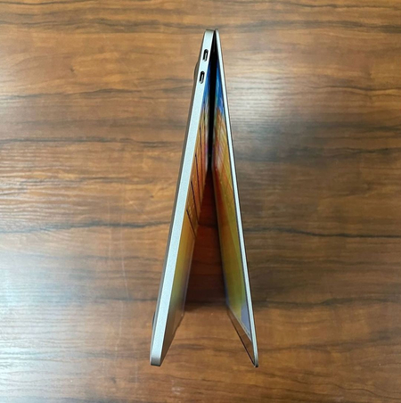 MacBook Pro 2017 inc 13