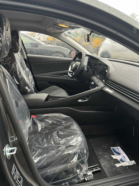 Hyundai elentra 2024