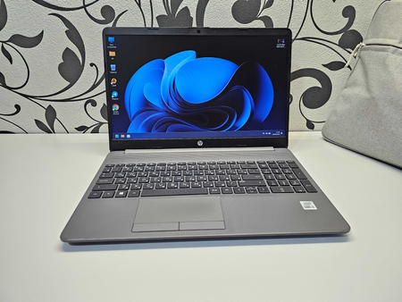 ПРОДАМ HP 250G8 (2023) Ноутбук Core™ i3-1005G1/8GBDDR4/256SSD/15.6
