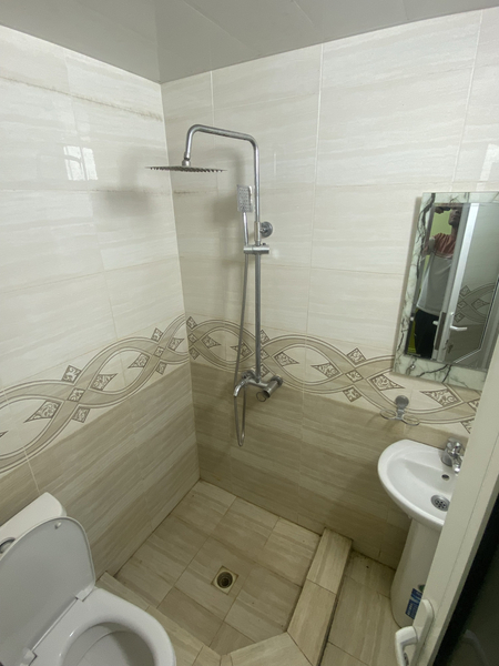 Hostel, arzon mehmonxona,