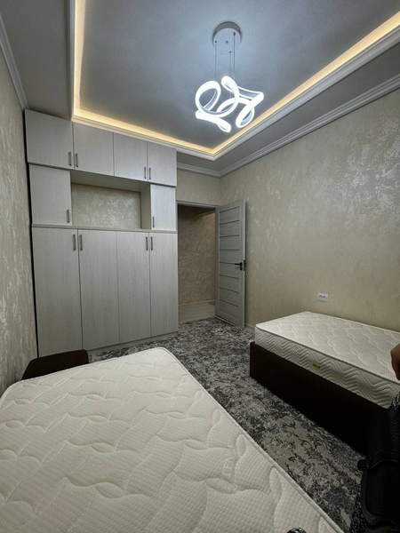 Pod Ofis 1 linya 2 xona Evro Remont Mebel texnikalari qoladi Qorasuv 1