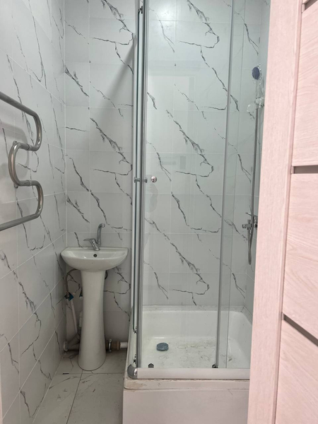 Срочно продам квартиру 3/5/9Олмос махалла яшнобад
