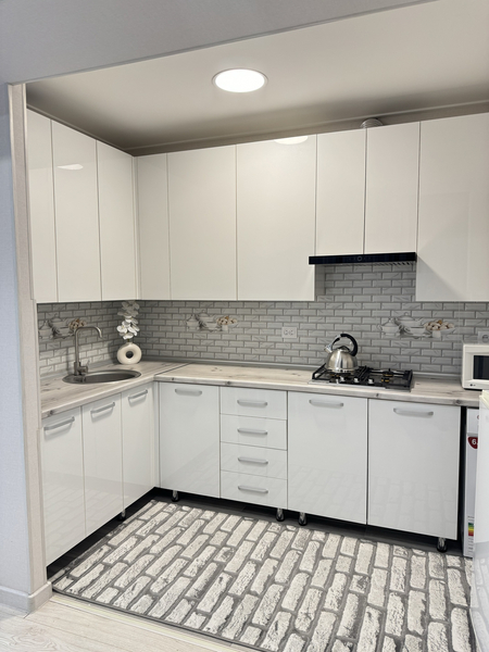 Продам Свою 2/3/4 в центре,кирпич с евро ремонтом
