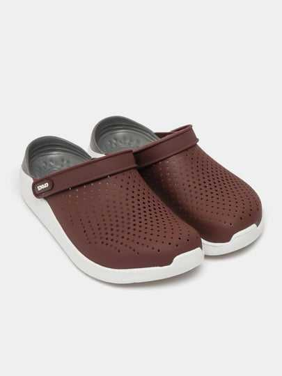 crocs erkak va ayollar uchun