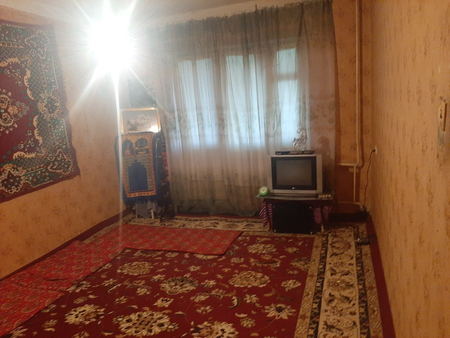 Квартира сотилади 3 хонали Азизбек ресторан тарафда ПВОда