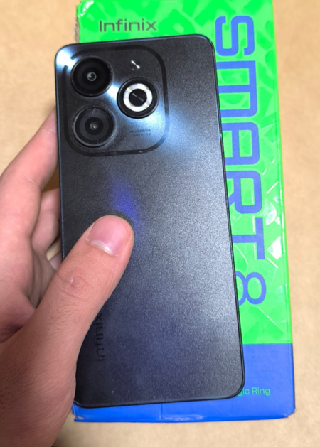 Infinix smart 8 .