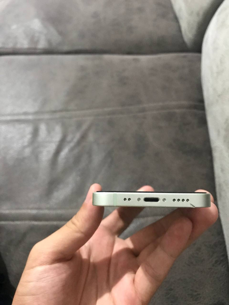 Iphone 12 mini sotiladi