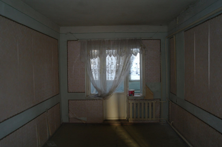 431/24-санлы уй 22-мкр да 3-этажда 4 комнаталы 90 кв.м уй сатылады