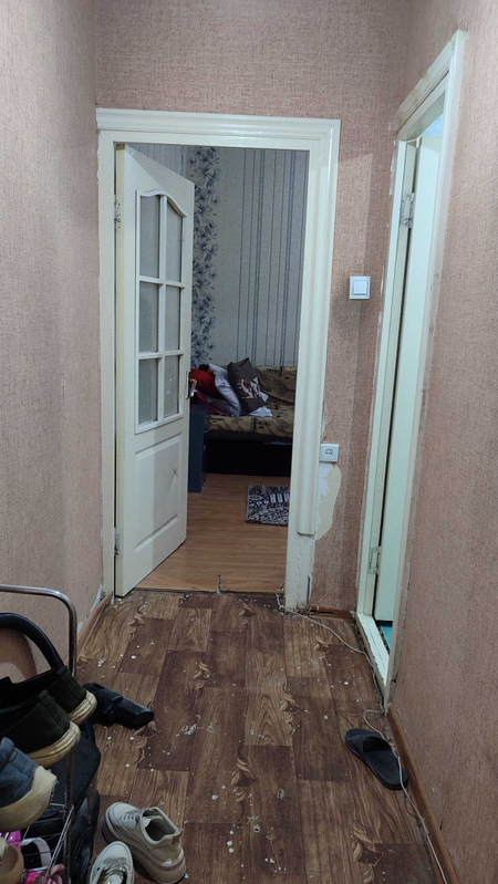 СРОЧНО !! Продается квартира в Яшнабаде 2/1/4 ( 48 кв/м ) Авиасозлар 4
