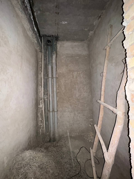 1 xonali 52m² 4-qavat.\\n7 qavatli yangi gʻishtli, LIFTLI dom.\\nManzil :