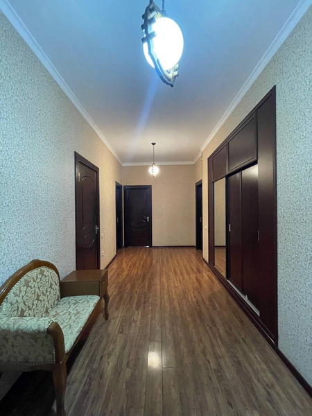 Mirobod tumani Chexova Kochasi 4xona Gabus 1000y.e