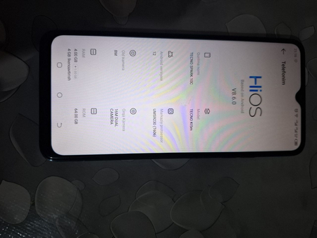 Tecno spark 4/64 lik