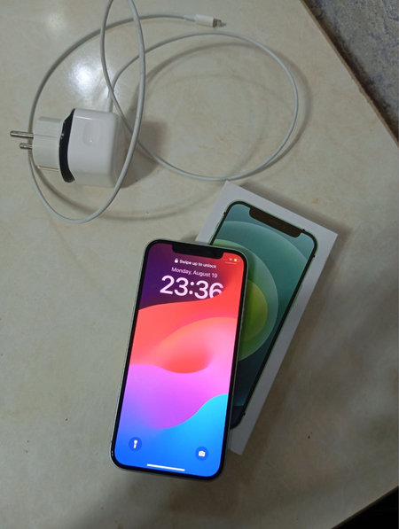Iphone 12 4/64 xolati idiyal battarey 91
