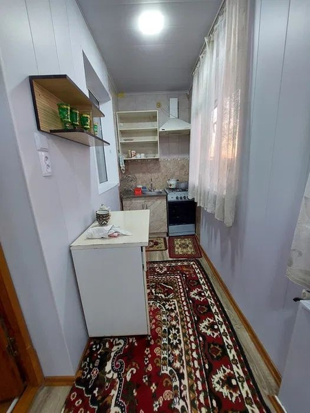 Квартира на Куйлюкн  2в3/4/4  с мебелью техникой ремонт хороший