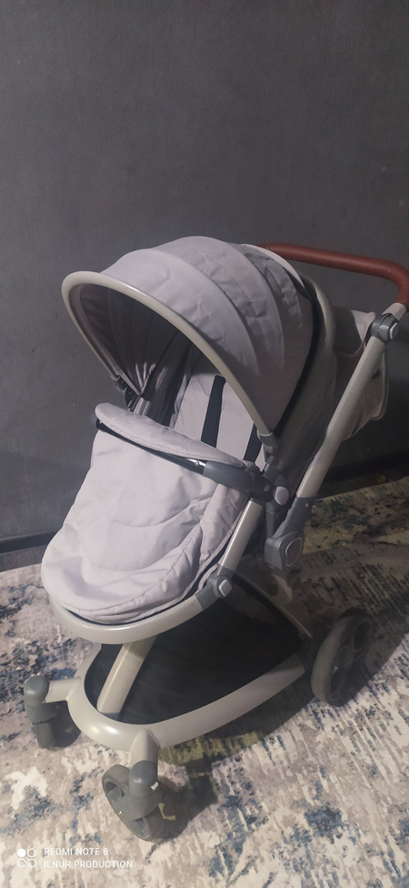 продаётся коляска pier cardin 3 в 1