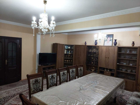 Срочно продаётся 3/1/5 кв на юнусабад-19 Орин..-  корзинка супермаркет