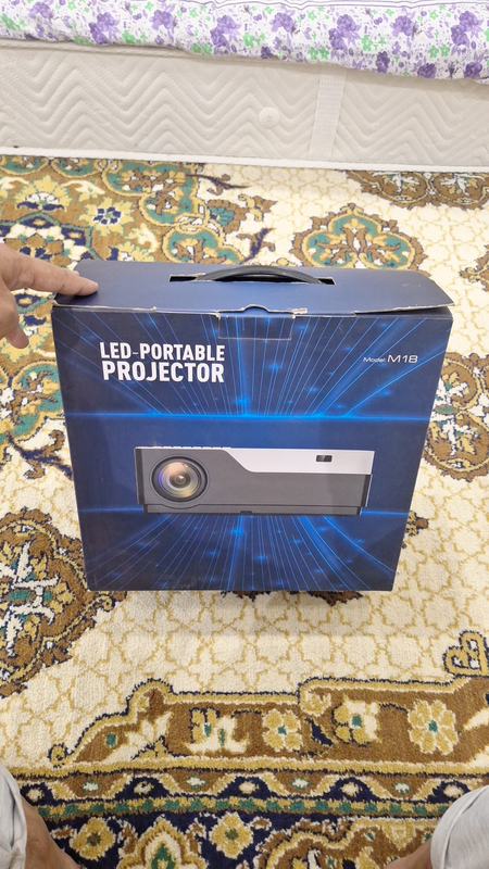 Full HD LED проектор Touyinger M18 + Экран для натяжной +кронштейн