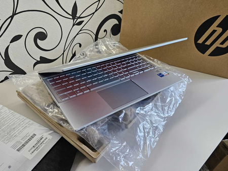 ПРОДАМ HP Pavilion 15 (2024) Ноутбук Core™ i5 13-ПОКОЛЕНИЯ/16GB/512SSD