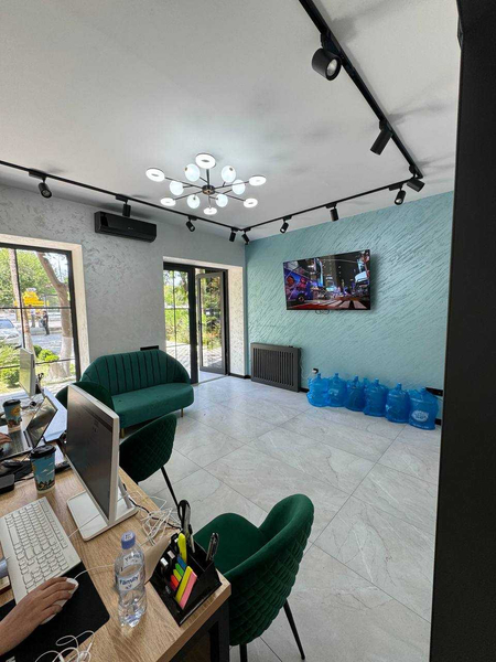 Продается нежилое Мирабадский р-н 
Ор-р Brasserie, Федорович