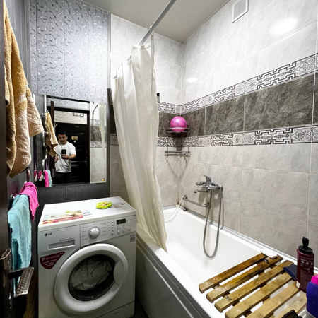 2 xonali 3xona qlingan 2/4 ipotekaga ham beriladi.55kv. 62000$