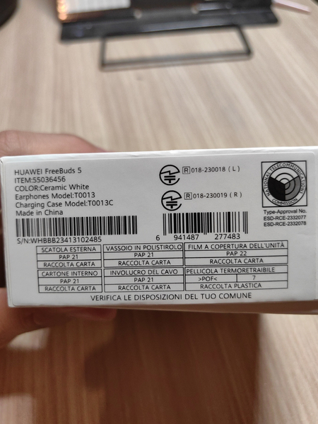 Huawei free buds 5  хорошем состоянии